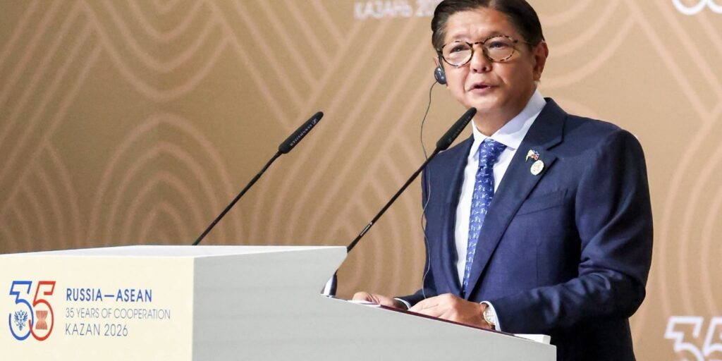 Marcos: 24 detained Pinoys in Siberia over immigration woes to be freed ...
